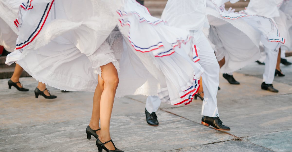Experience The 5 Traditional Dances In The Dominican Republic: Feel The ...